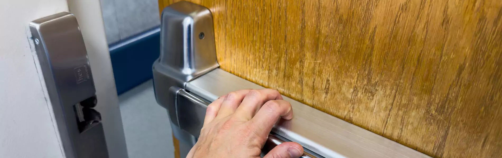 Door Panic Bar Abbotsford - Expert Door Panic Bar Services